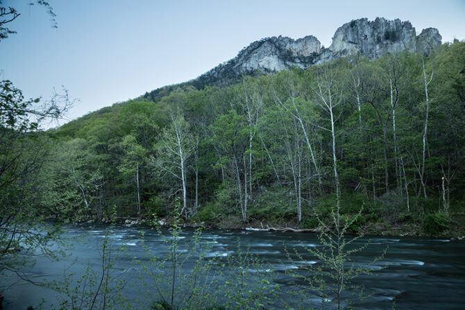 Glimpse geologic history at Seneca Rocks